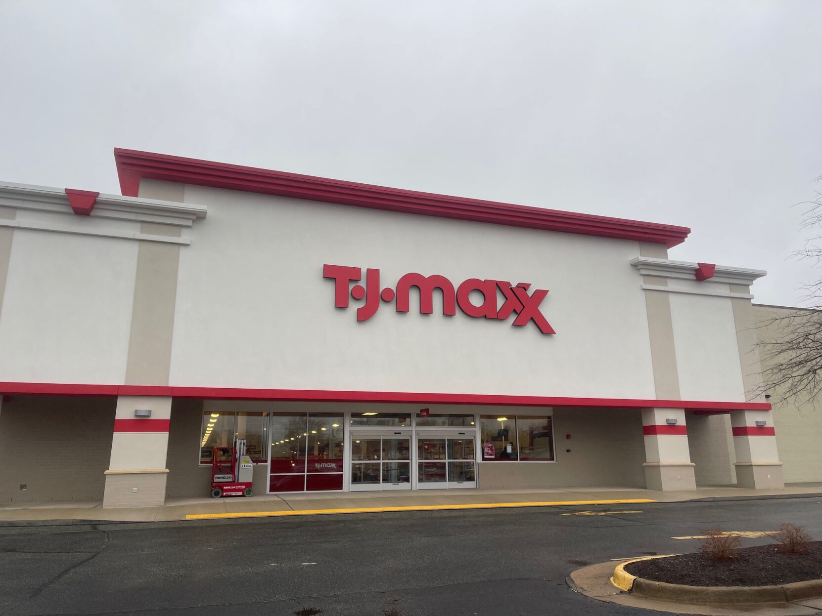 TJ Maxx and HomeGoods to open in March in Chesterfield