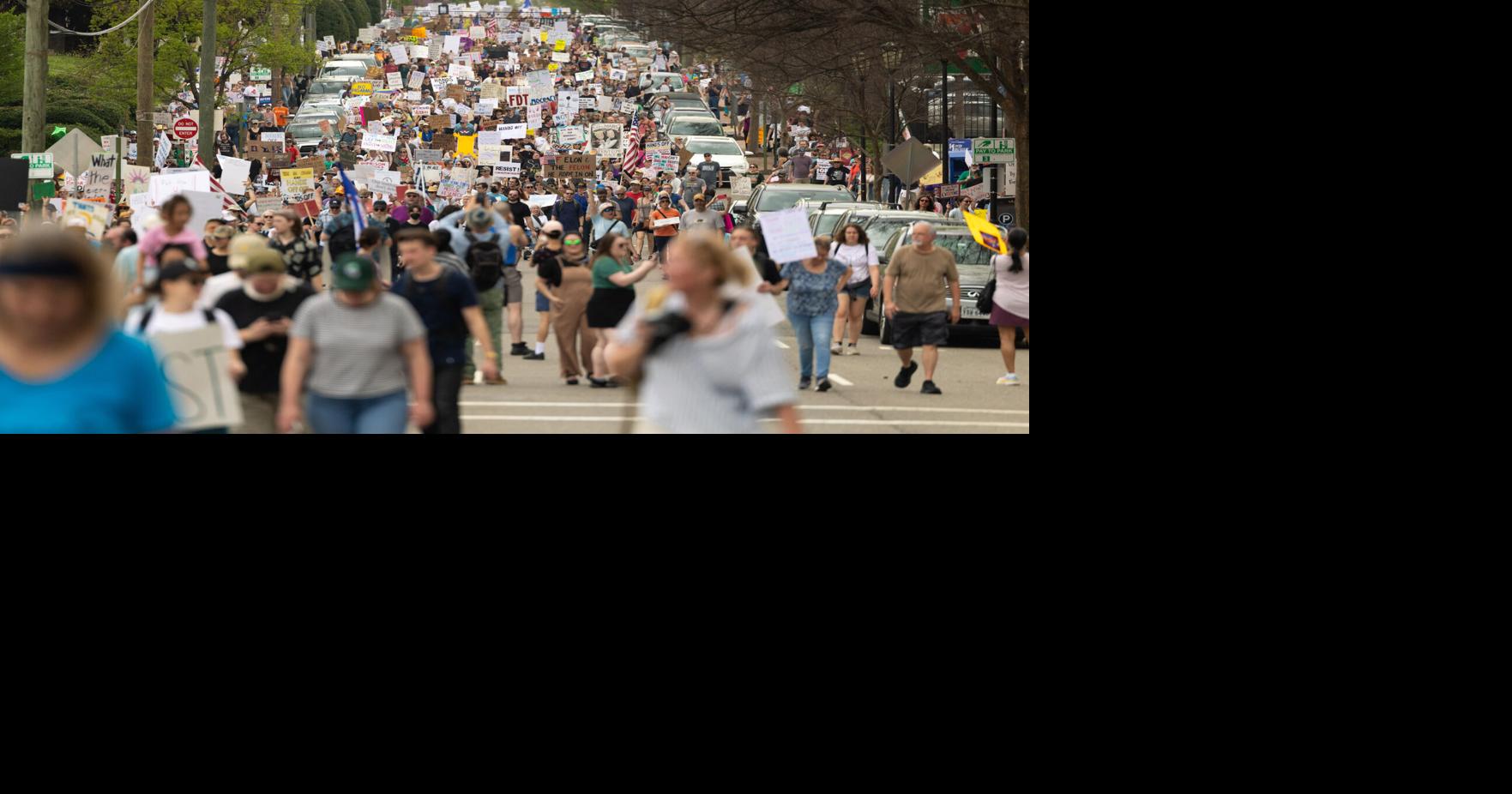 More than 1,000 people protest Trump in downtown Richmond