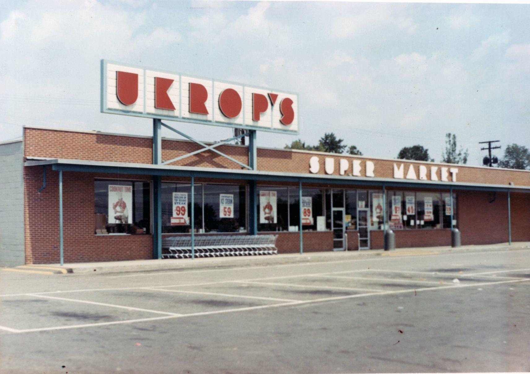 Remembering Ukrop's through the years