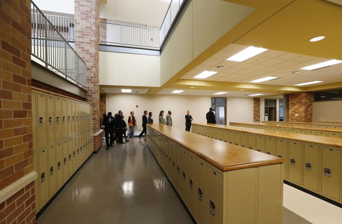 New Huguenot High School