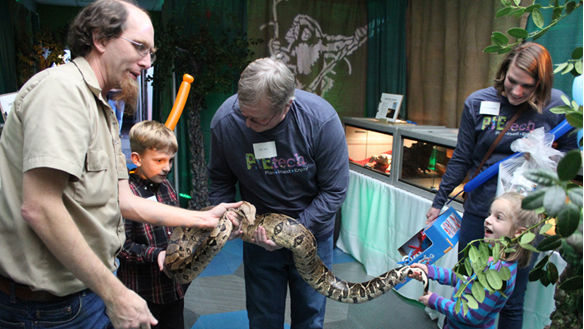 PIEtech shares Christmas party with local kids