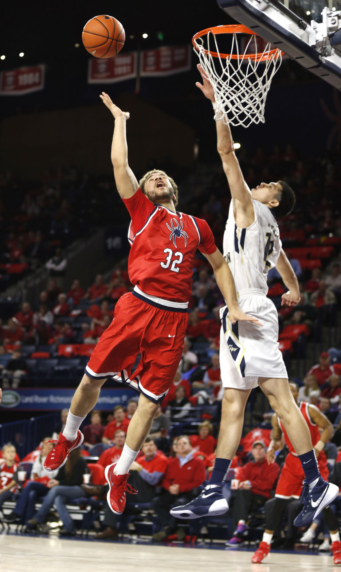 Julius Johnson moving to front of Spiders' backcourt | University of ...