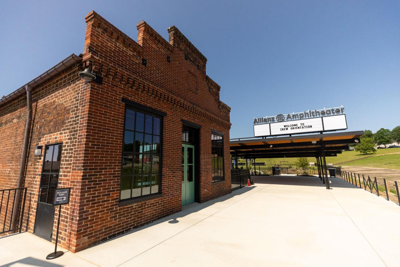 Things to know about Allianz Amphitheater before you go