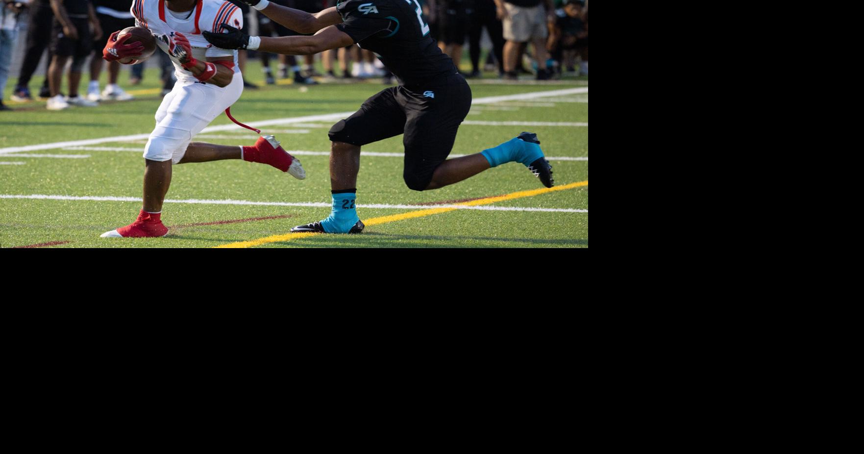 Manchester football bests Glen Allen on dramatic final drive