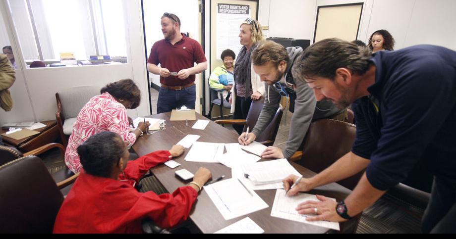 Absentee voting in Virginia breaks record, led by Northern Virginia surge