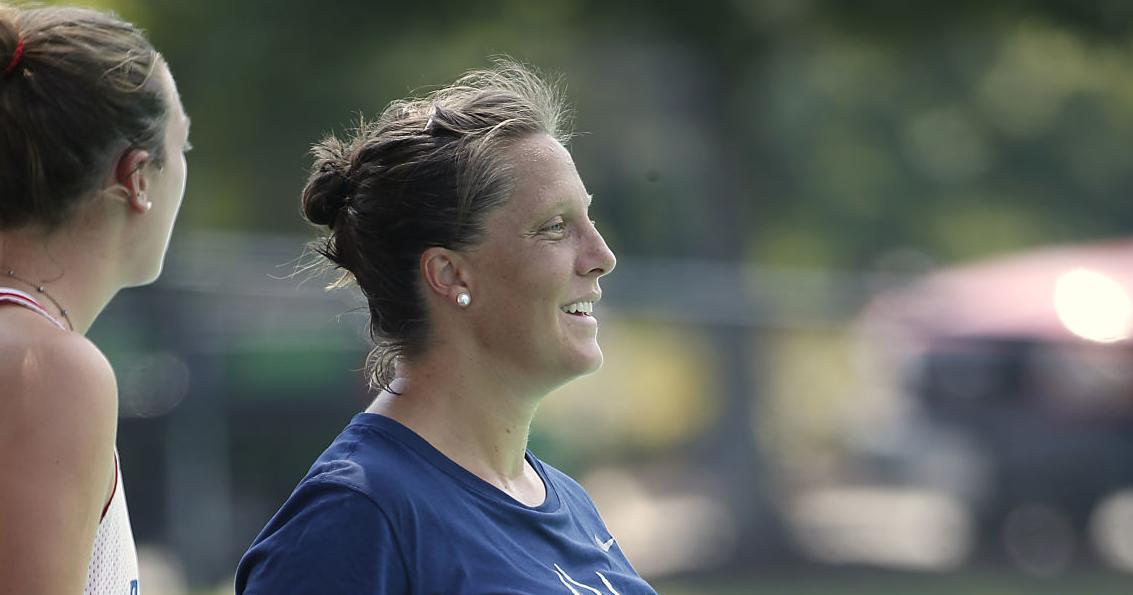 Spiders field hockey coach Jamie Montgomery moves forward with her ...