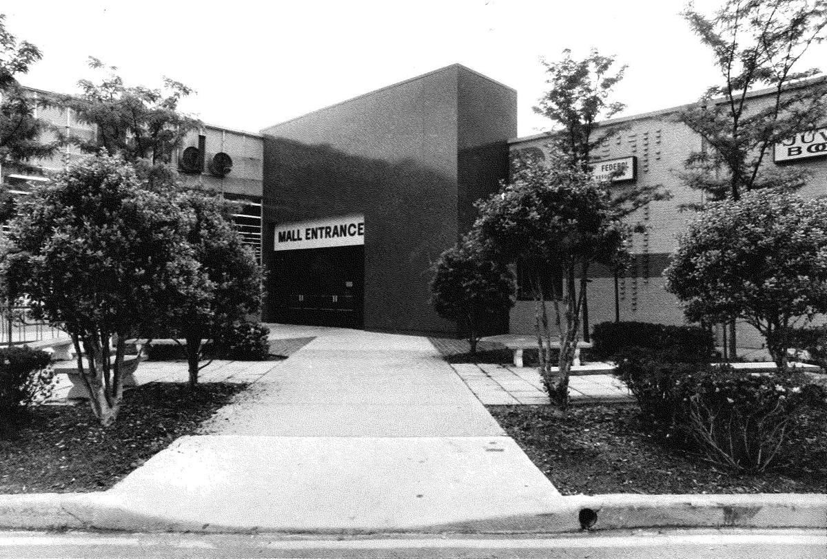 Photo gallery: Richmond's 'dead malls' — Azalea Mall, 1963-1999 | Local ...