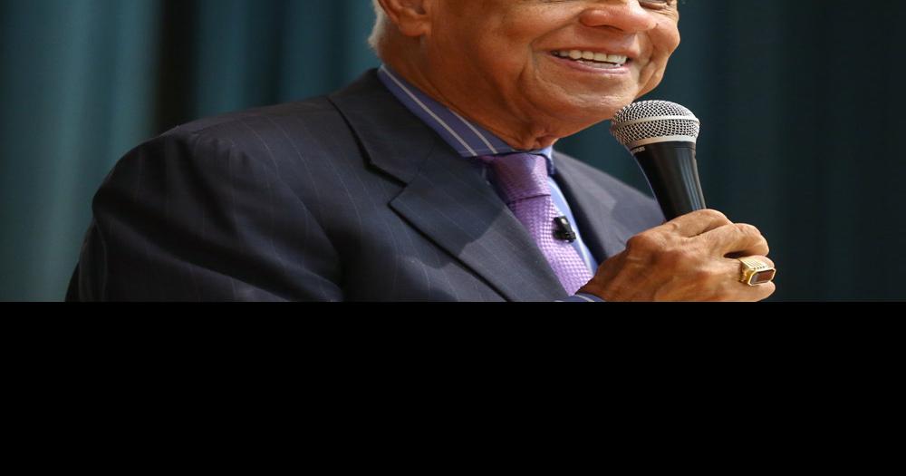 VCU renews contract for former Gov. L. Douglas Wilder