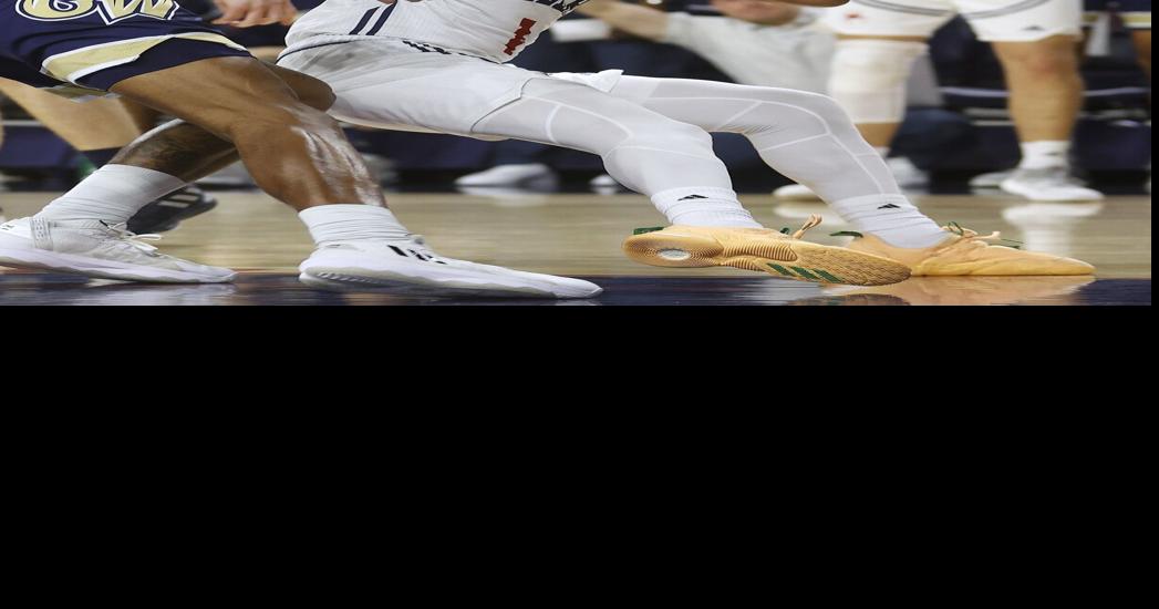 Flexing freshman: Jason Nelson flashes strong for surging Spiders