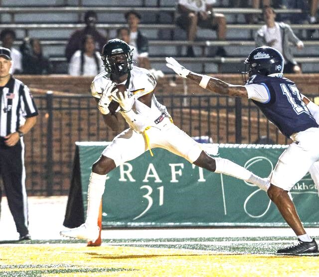 'Let's take a shot' best play for W&M's Deven Thompson?