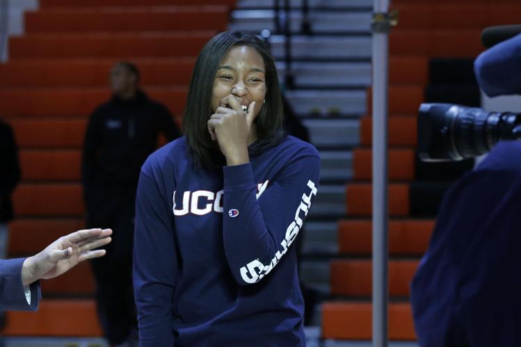 Nation's No. 1 recruit, Megan Walker of Monacan High School, picks UConn