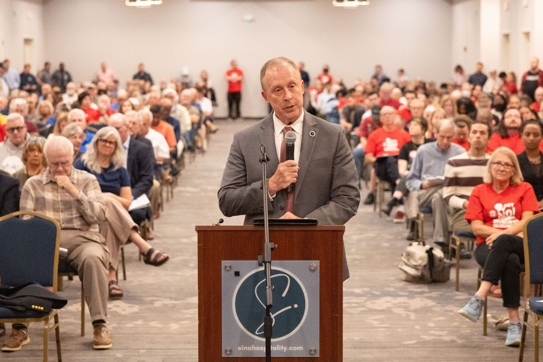 Photos: Hundreds turn out for DEQ meeting on Chesterfield power plant