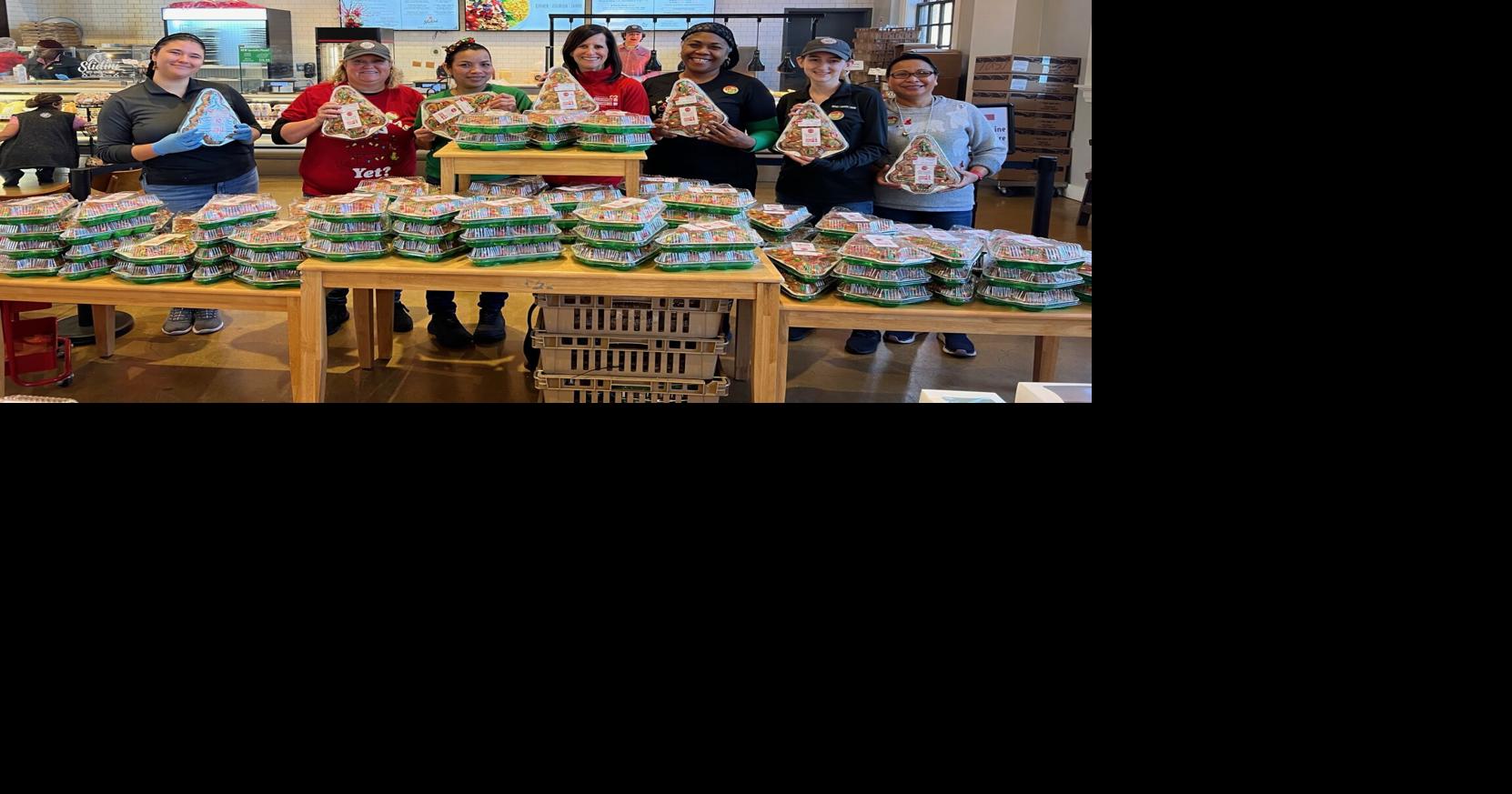 2023 Richmond Christmas Mother Jacquelin Ukrop Aronson Visits Ukrop's ...