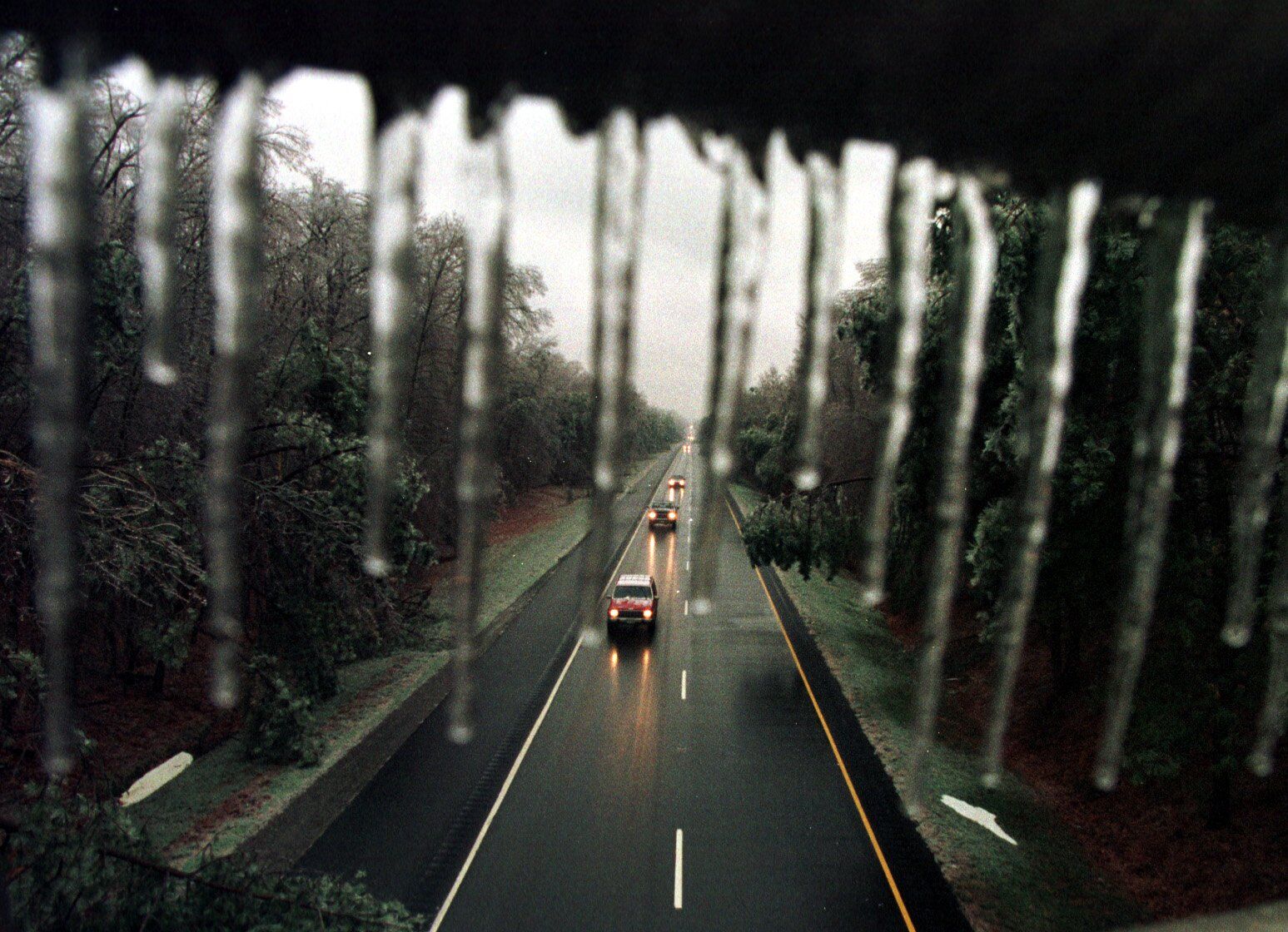 Ice storm in 1998 left 300,00 Virginians powerless