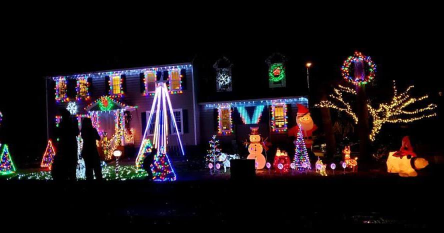 5 must-see tacky light houses in Chesterfield