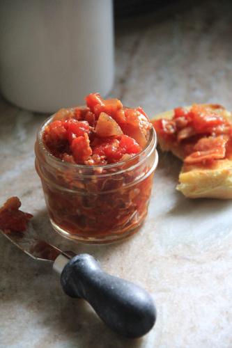 Recipe: Sweet Tomato Bacon Chutney
