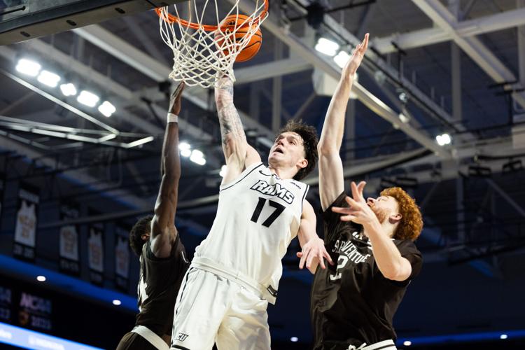 Mills Godwin boys basketball trounces Prince George