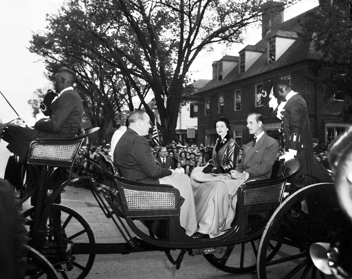 Queen Elizabeth, Philip Welcomed in Virginia (1957)