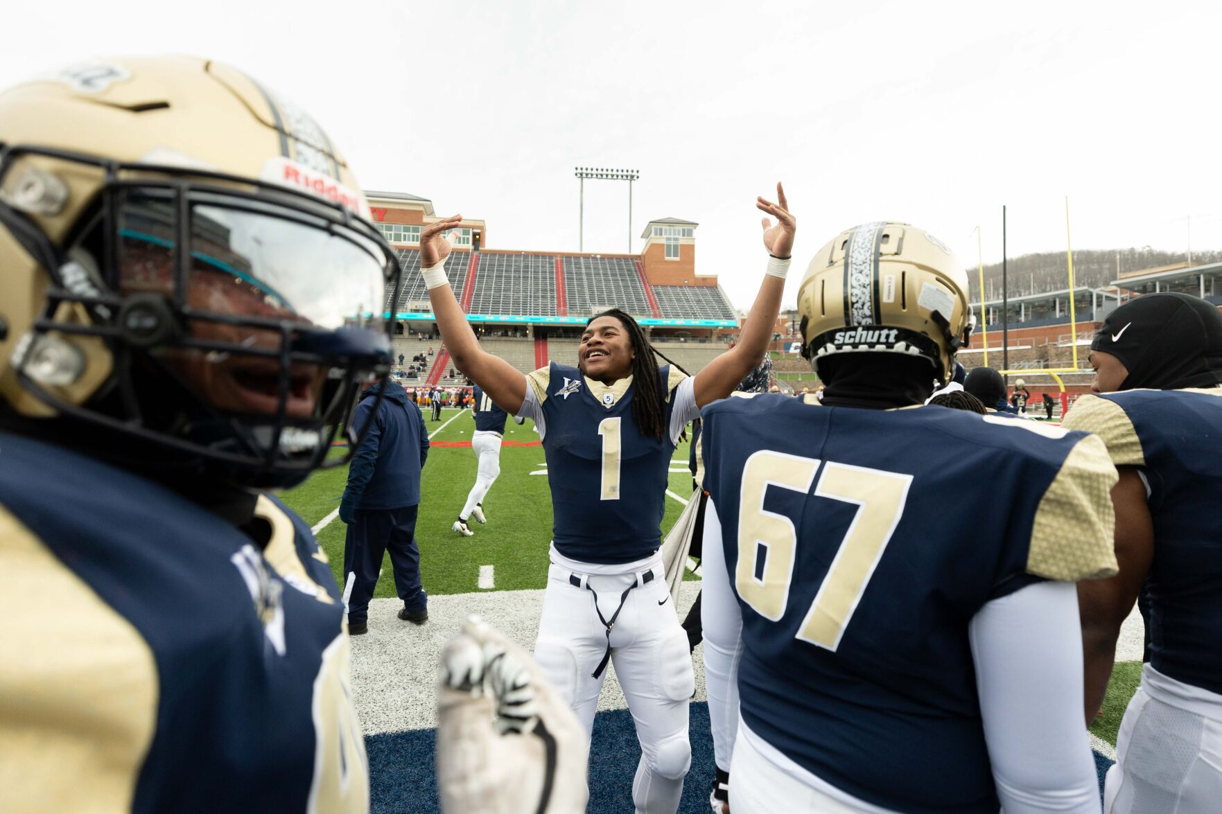 Varina football wins VHSL Class 4 state title