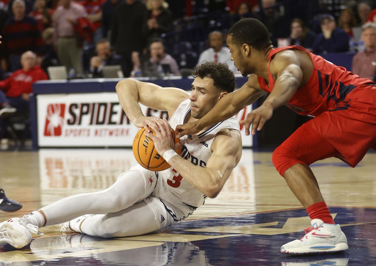 Spiders complete basketball roster with big man from Greece