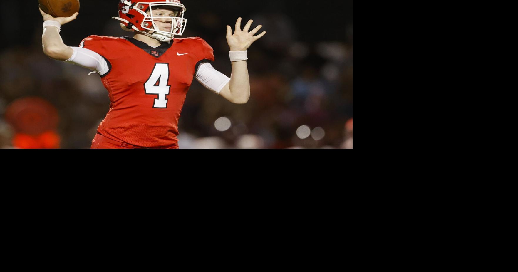 Godwin stays unbeaten with inspired comeback over Hanover
