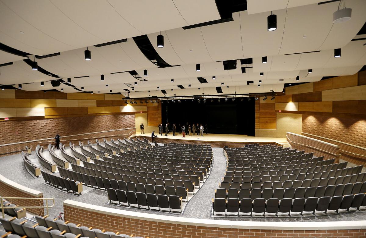 New Huguenot High School