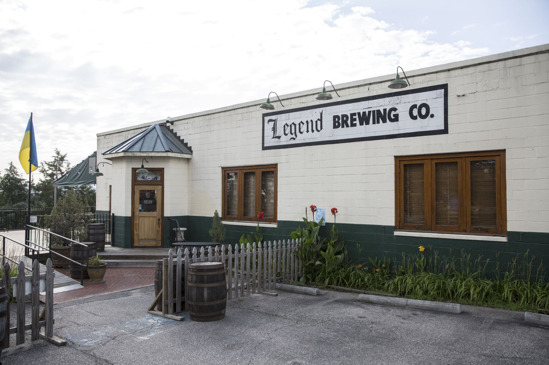 Legend Brewing considering building sale