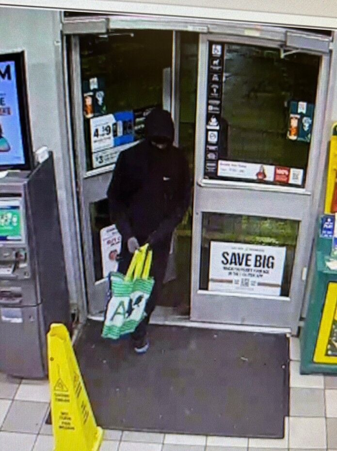 Buford Road 7-Eleven robbed by armed man