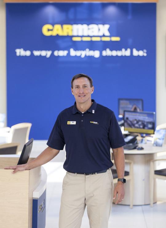 CarMax, which revolutionized the used-car business 25 years ago, is ...