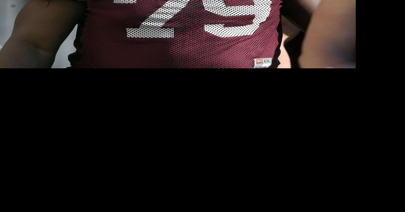 No longer on the move, Tyrell Smith working at right tackle for ...