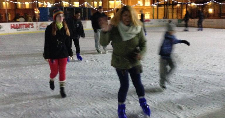 Richmond Ice skating rink has steady crowd on Christmas