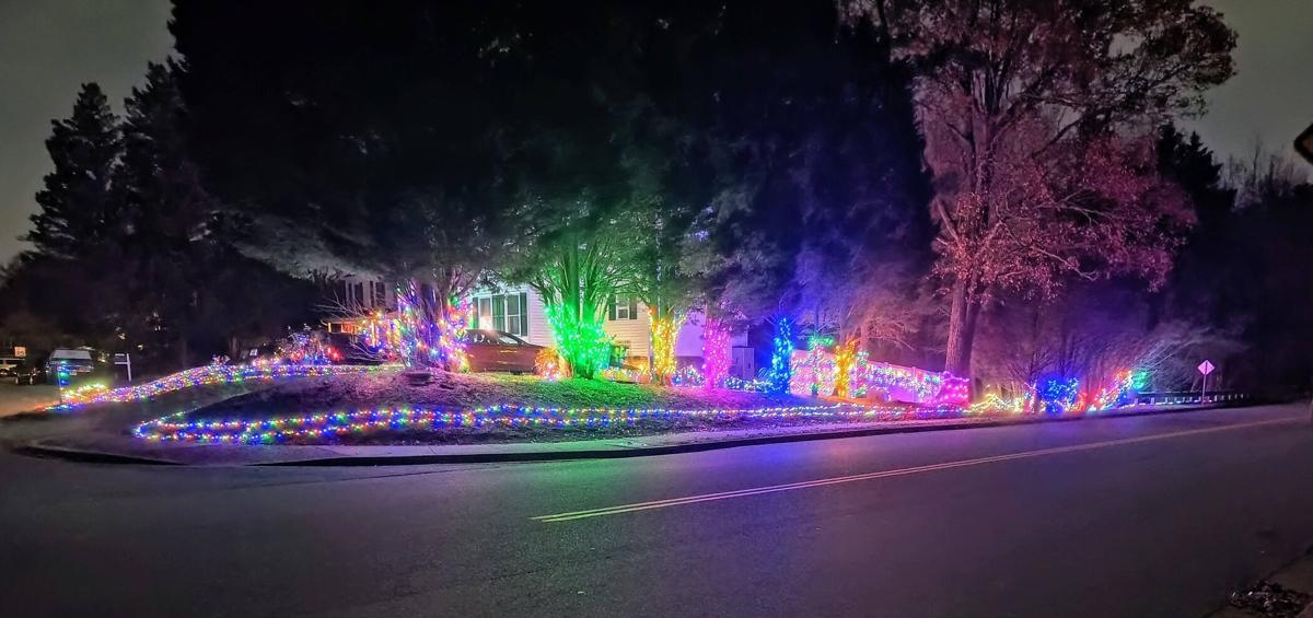 9117 Castle Point Drive | Richmond Tacky Lights 2024