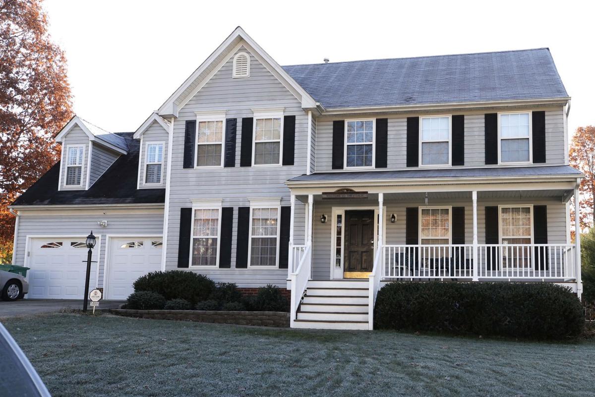 Ex-youth minister admits killing 3, including wife, stepdaughter