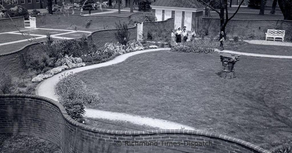 UVA West Gardens 1954