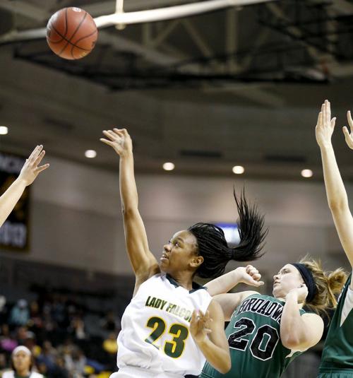 Taya Robinson commits to VCU women's basketball | 804 Varsity ...
