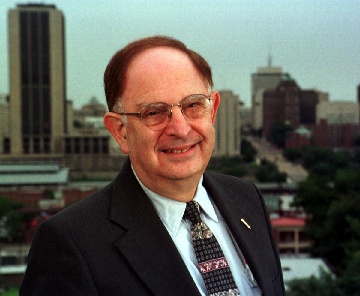 Editorial: Lou Dean was a gentleman journalist