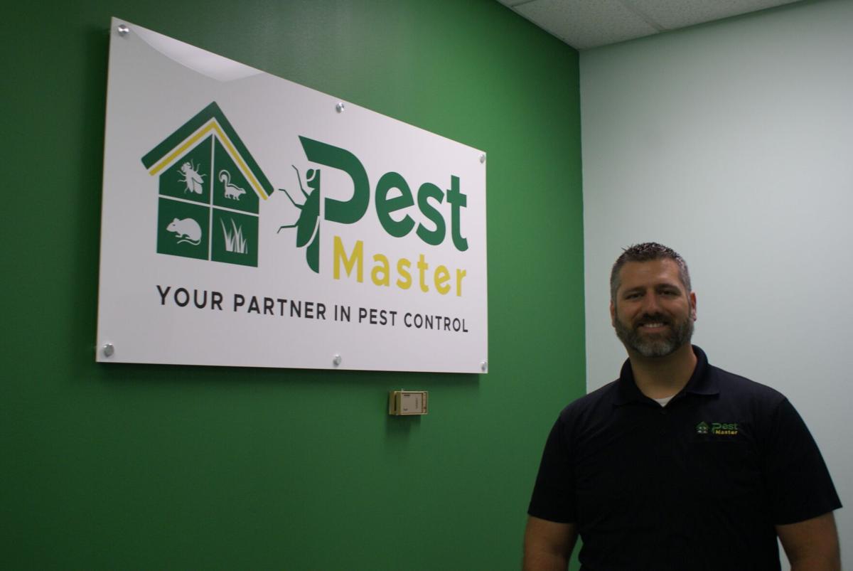 Army veteran serves Richmond with his pest control business