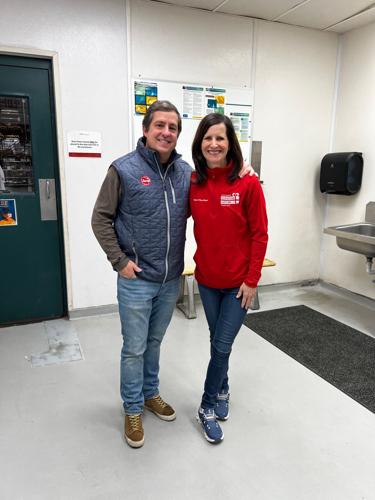 2023 Richmond Christmas Mother Jacquelin Ukrop Aronson Visits Ukrop's ...