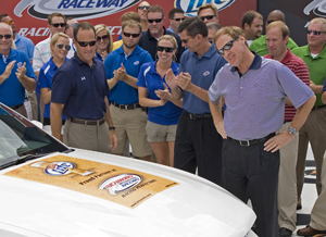 Rusty Wallace uncaps Miller Lite promotion