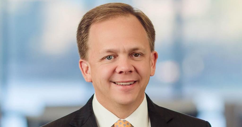 Sonabank names new president and CEO; former top executive retires