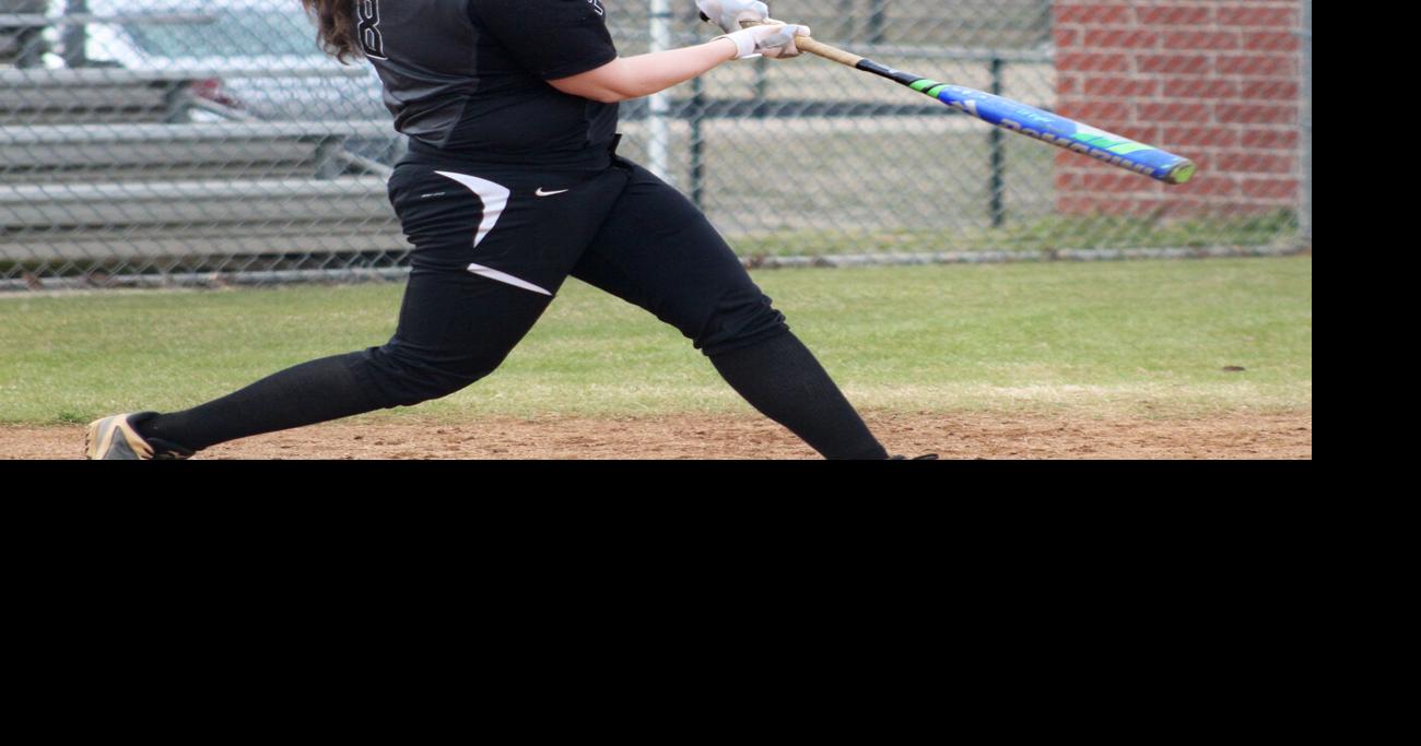 Powhatan senior Kayla Davis reflects on softball journey, commitment to ...