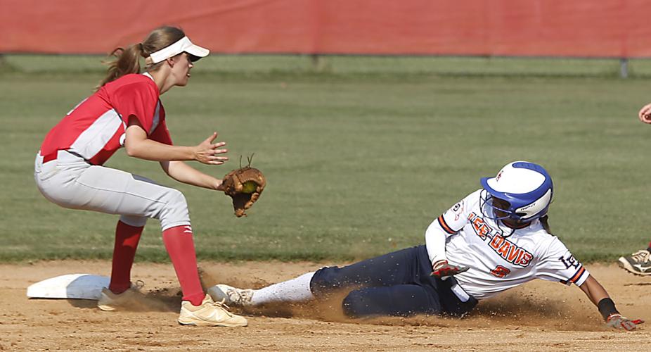 Godwin softball upsets top-seeded Lee-Davis, and Glen Allen dispatches ...