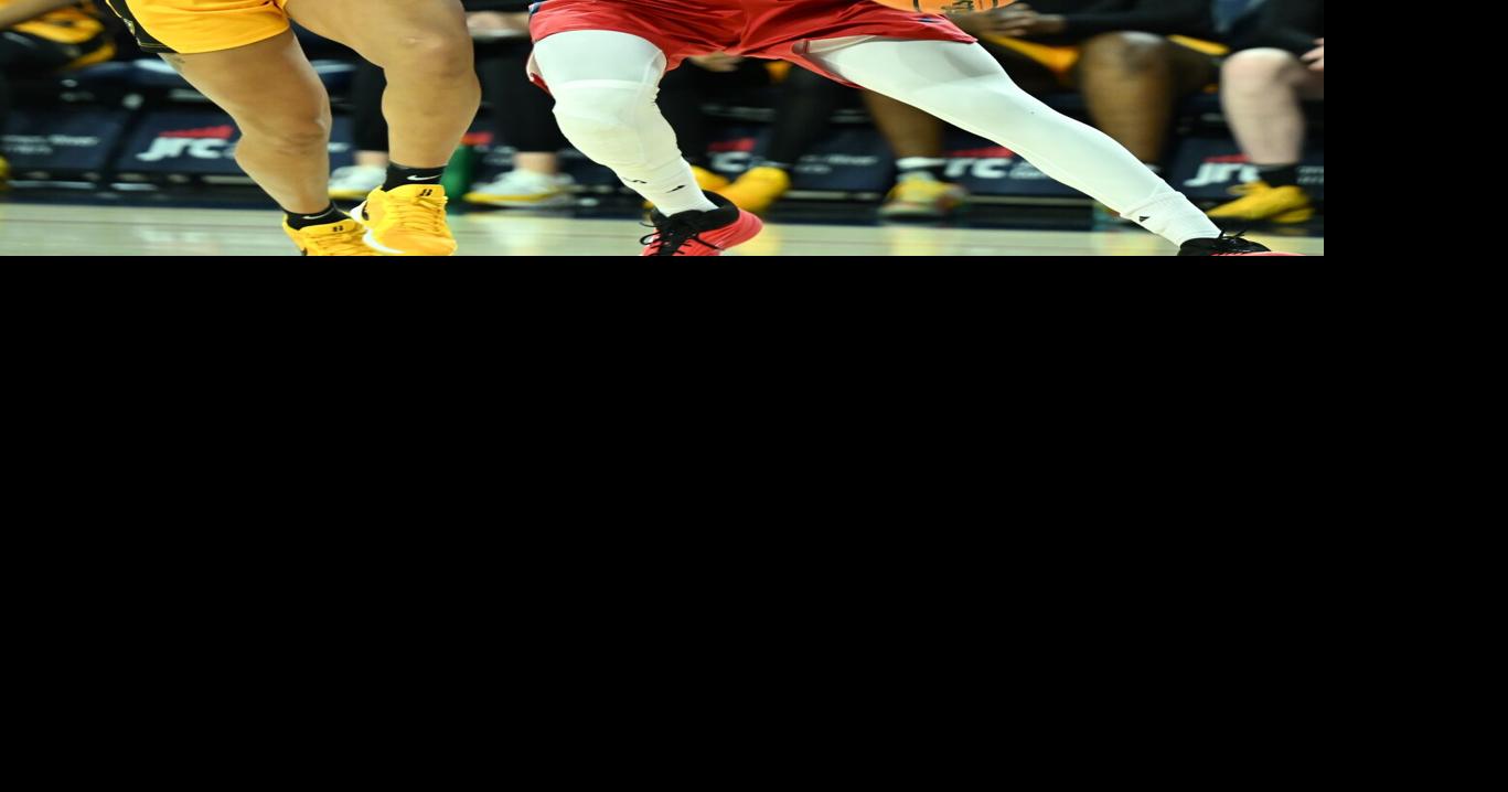 Quickly going ahead under 'Code Red,' UR overwhelms VCU