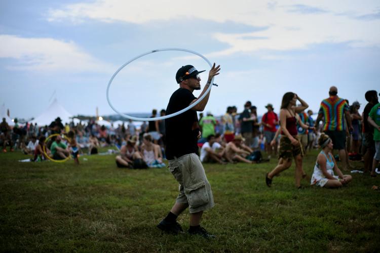 Lockn' festival begins without traffic tangle of last year