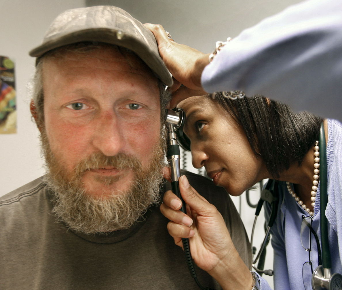 Virginia health centers get federal grants to expand services