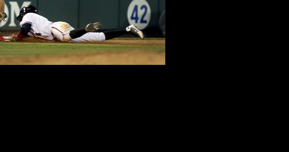 Hand injury won't necessarily eliminate head-first sliding for Giants ...