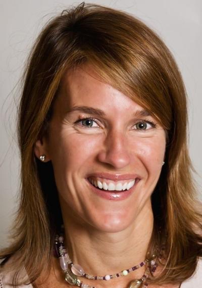 Getting to know: Kelly Lewis