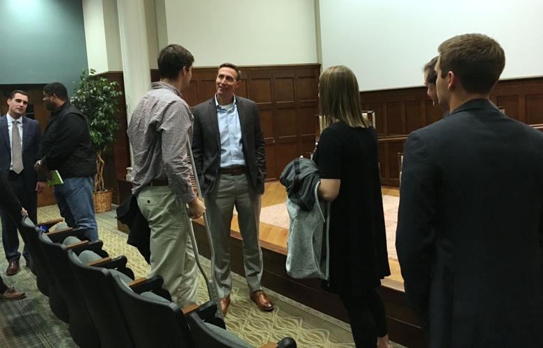 Biz Buzz: CarMax CEO talks about chain's growth and needs