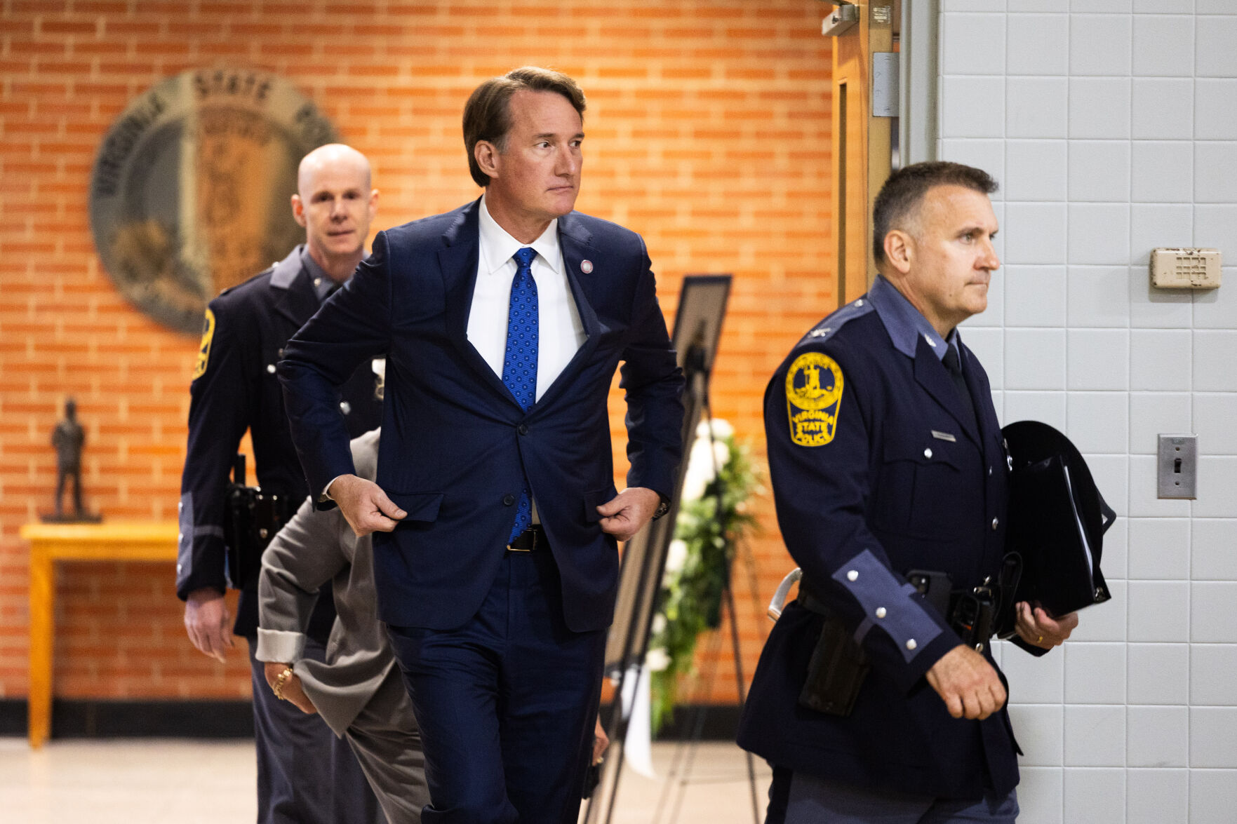 Youngkin bucked search firm to fill VSP superintendent job