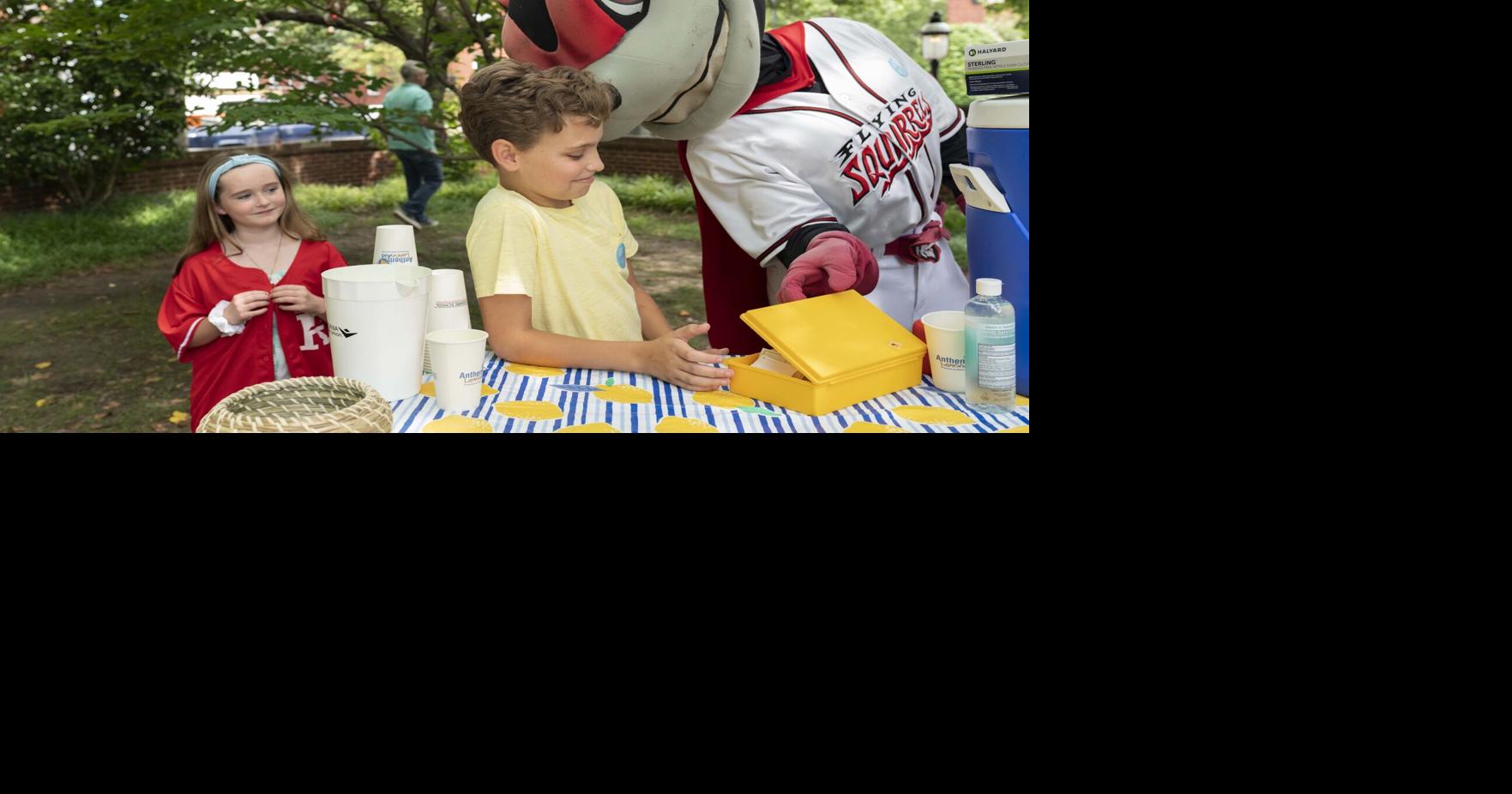 Flying Squirrels win community impact award at winter meetings